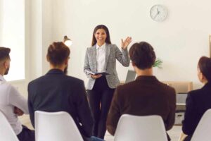 The Secret To Getting Better At Talking To People – Urbaki Mind