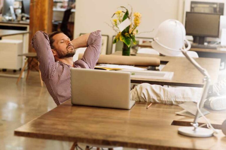 The Best Tips for Working Smarter, Not Harder – Urbaki Mind