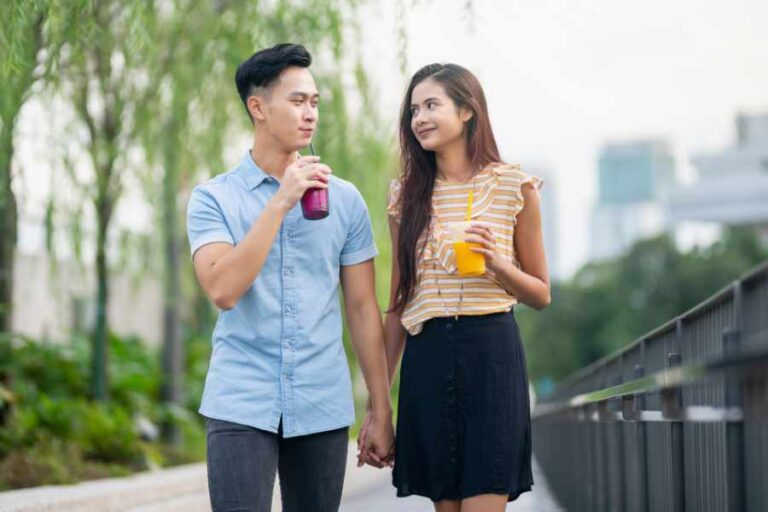 Eye Contact Mastery – Boost Your Confidence! – Urbaki Mind