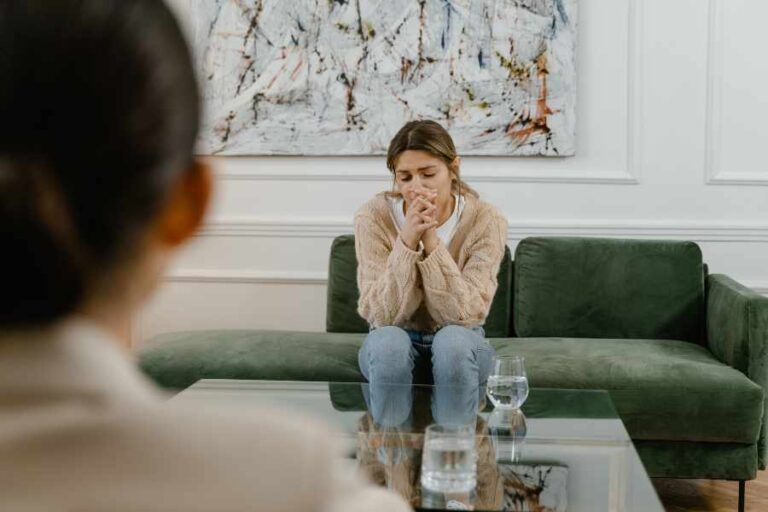 5 Signs You’re Dealing with a Bad Therapist – Urbaki Mind