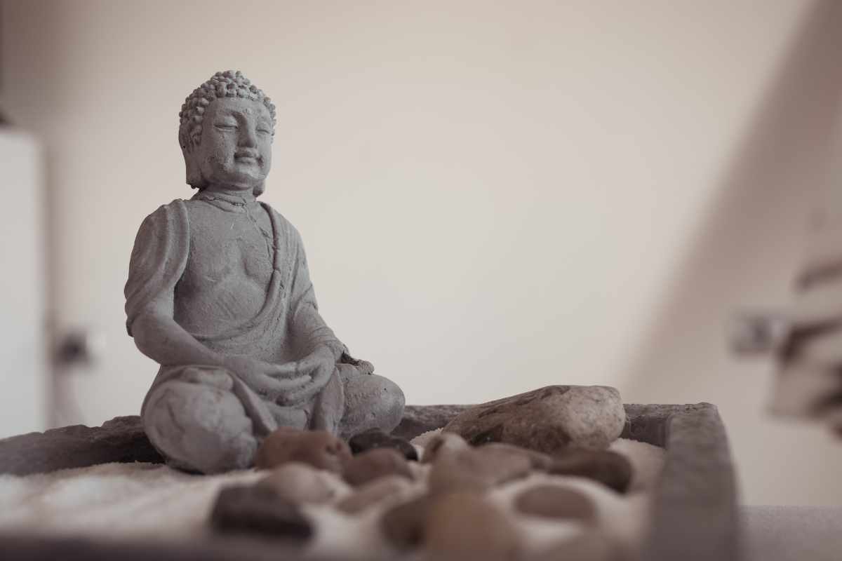 6 Fundamental Principles of Buddhism to Apply in Your Life – Urbaki Mind